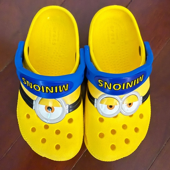CROCS | Shoes | Crocs Unisexchild Fun Lab Minion Clog | Poshmark